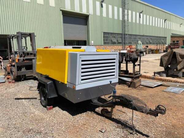 Mobile compressor - RoosWoodMac