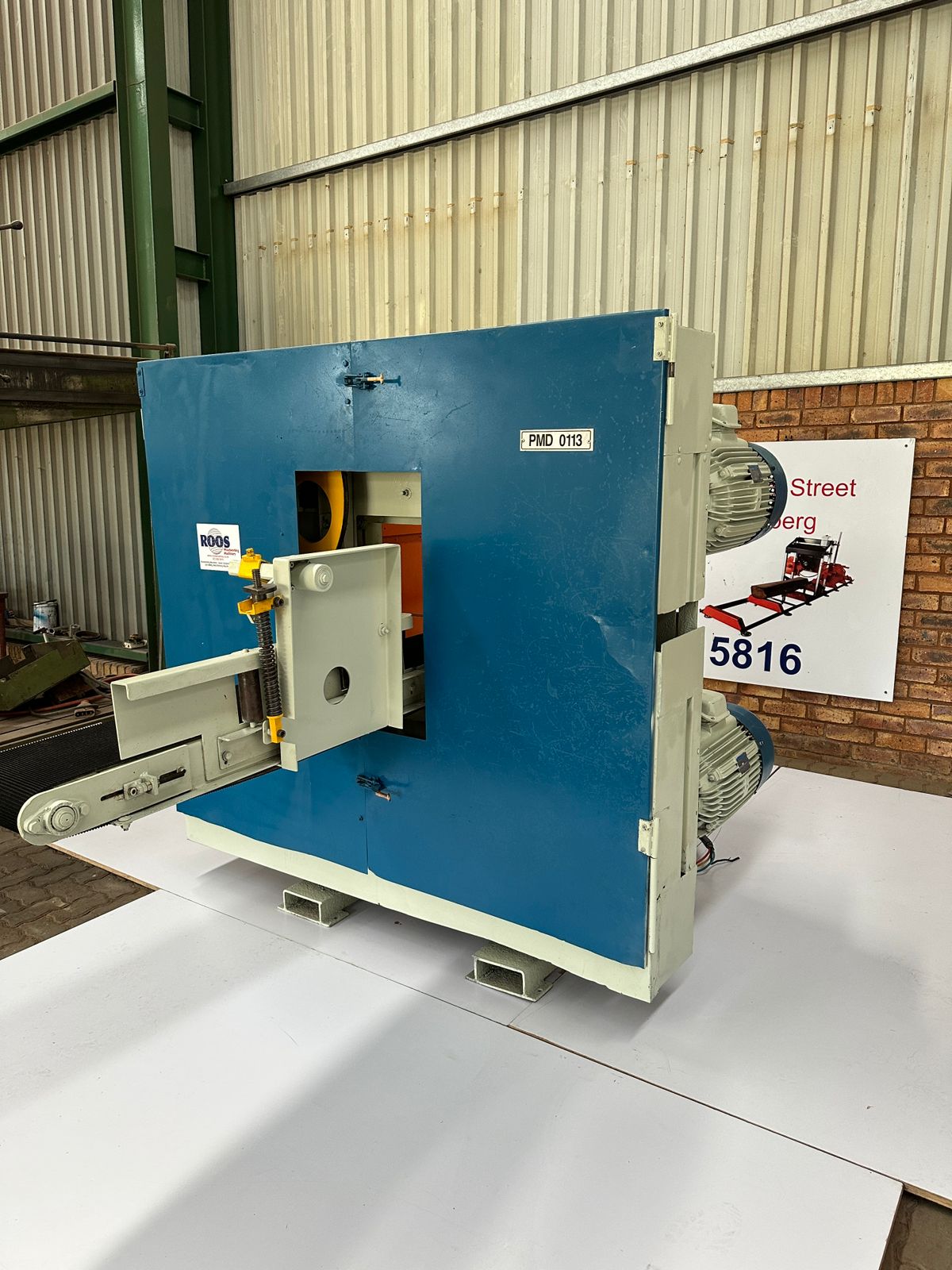 Double bandsaw resaw machine - RoosWoodMac