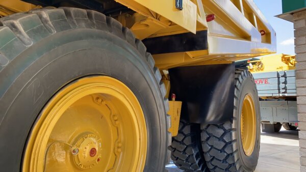 777F Cat dump truck - RoosWoodMac