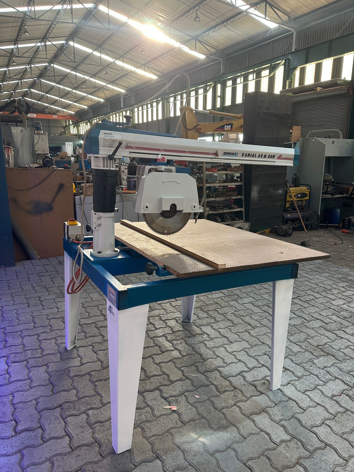 Radial arm saw machine - RoosWoodMac