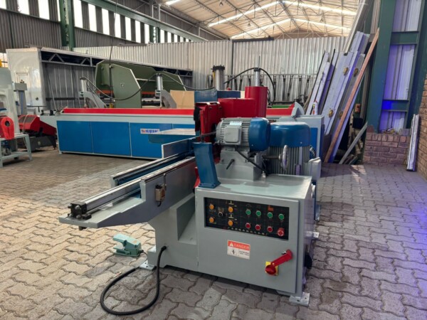 Automatic Fingerjoint line - RoosWoodMac